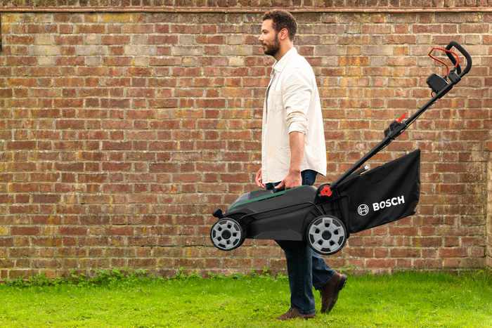 Bosch Rotak 18V-43 akku plæneklipper | Køb hos jem & fix