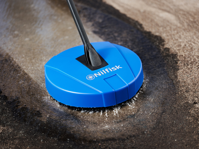 Nilfisk Compact Patio Cleaner terrassevasker Ø23 cm | Køb hos jem & fix