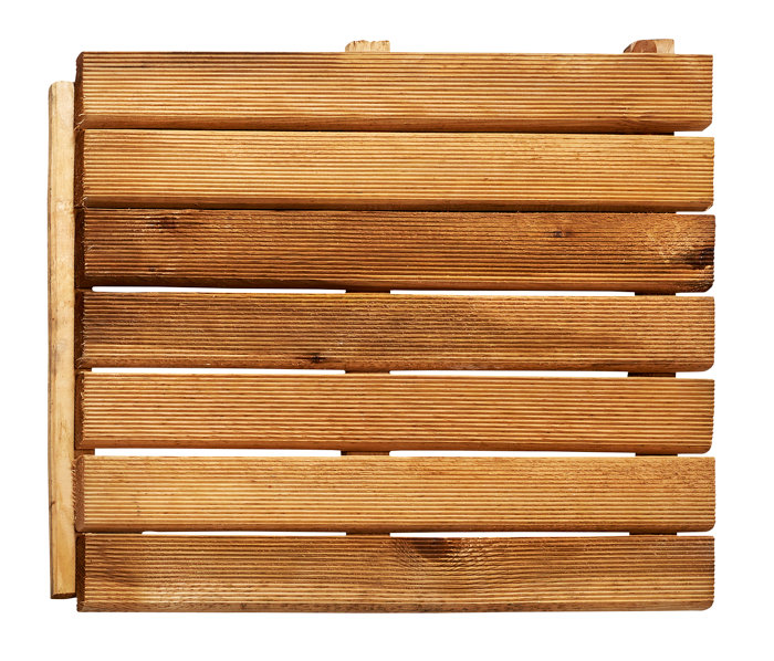 Brunimpregnerte treheller til hagen | Kjøp dem hos jem & fix