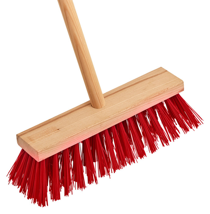 Piassavakvast med träskaft 140 cm till billigt pris - jem & fix